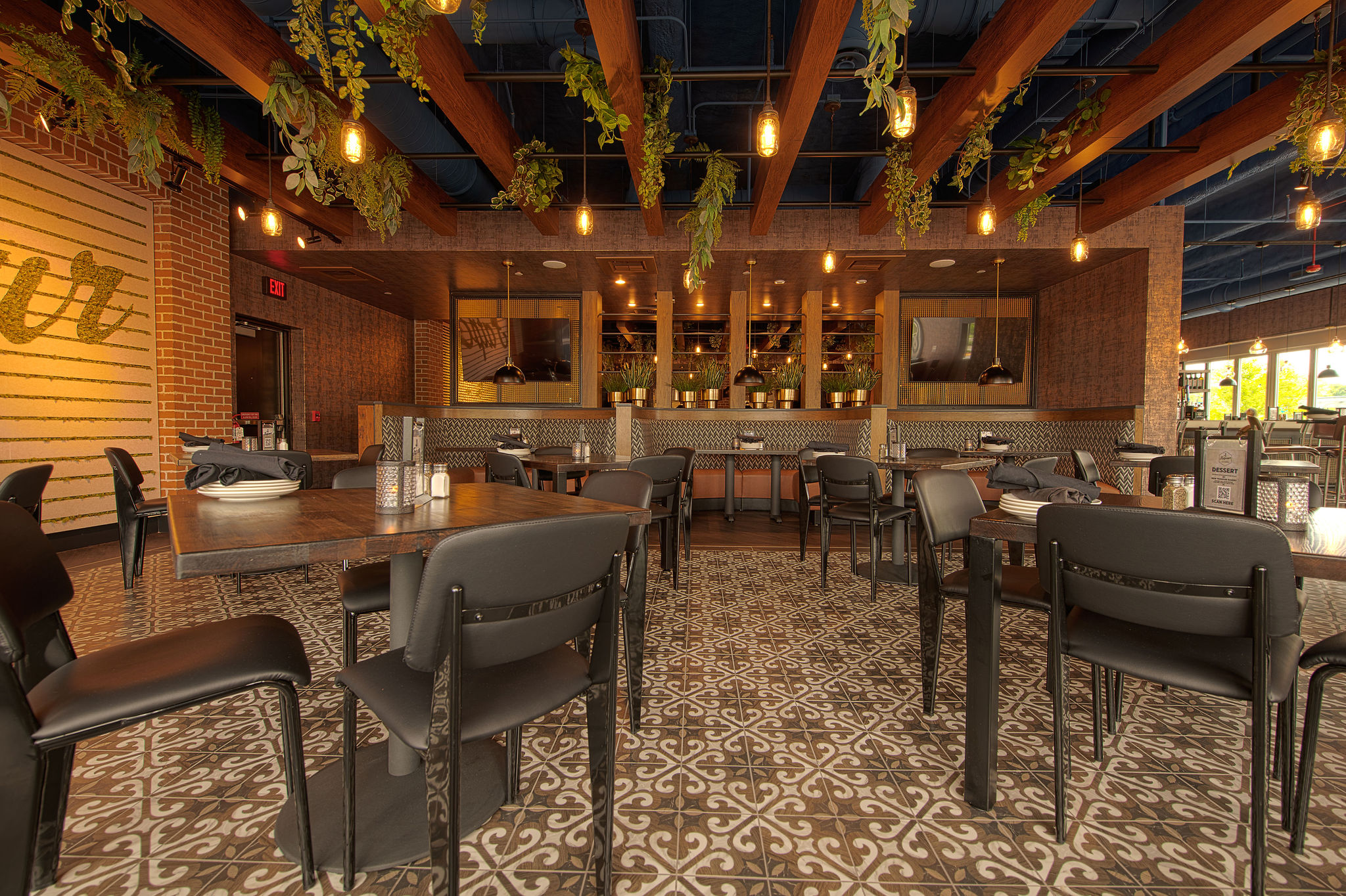 Fatpour Tap Works - Lincolnwood - Big Onion Hospitality