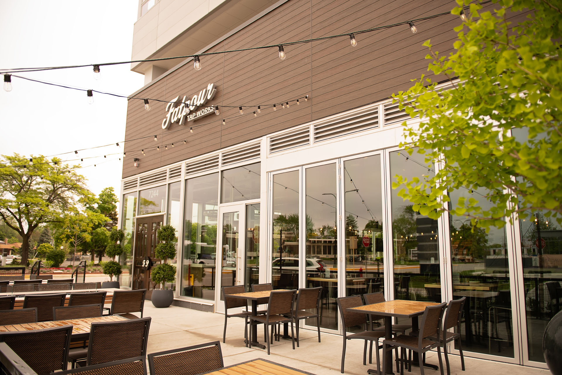 Fatpour Tap Works - Lincolnwood - Big Onion Hospitality